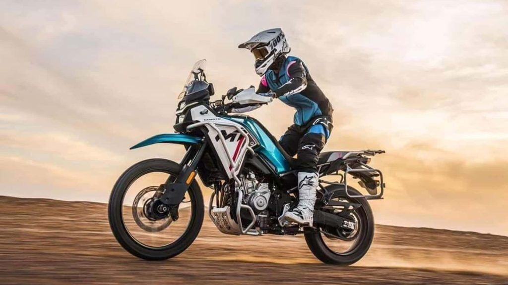 หลุดภาพตัวจริงของ CFMoto 450 MT ก่อนเปิดตัวที่ EICMA 2023