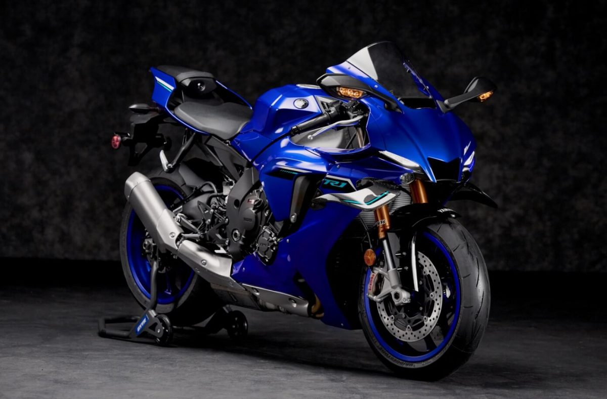 เปิดตัว Yamaha YZF-R1 และ YZF-R1M รุ่นปี 2025