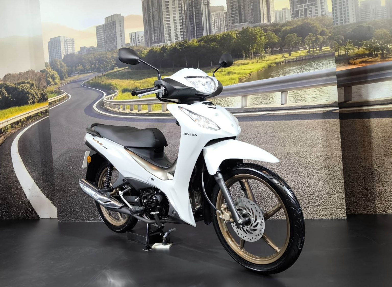 All New Honda Wave 110 2026 รถครอบครัวยุคใหม่ เพิ่มฟีเจอร์ เริ่ม 39,000 บาท